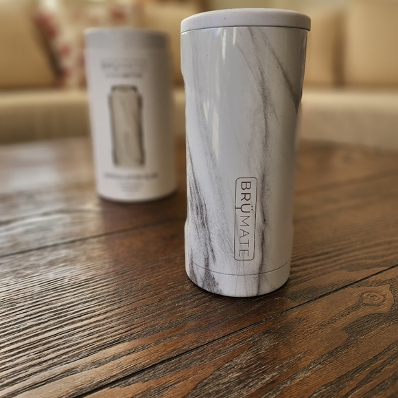 Brumate | Dining | Nwt Brumate Slim Can Hopsulator Duo In Carrara ...